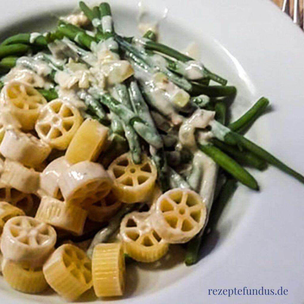 Luxus Nudeln Mit Gorgonzolasauce Fotos