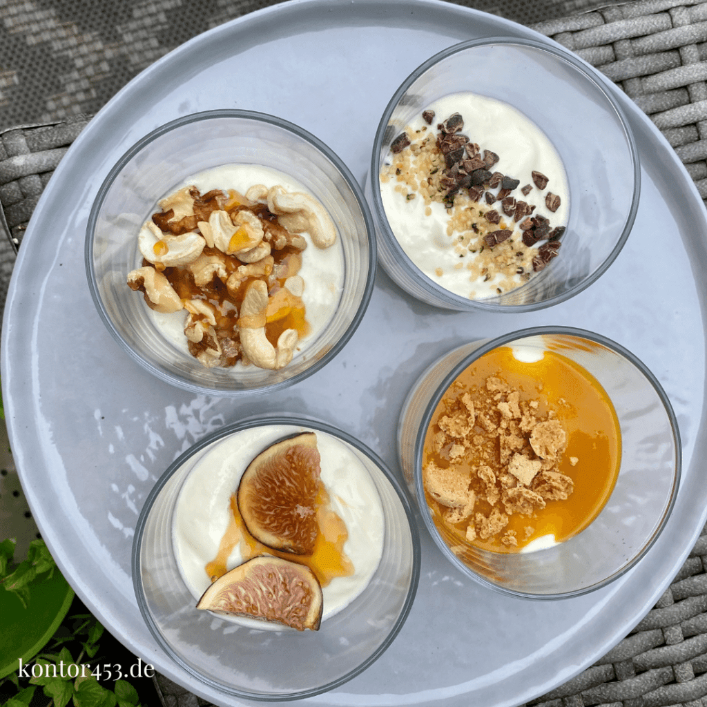 Griechischer Joghurt mit 4 Toppings - Rezeptefundus
