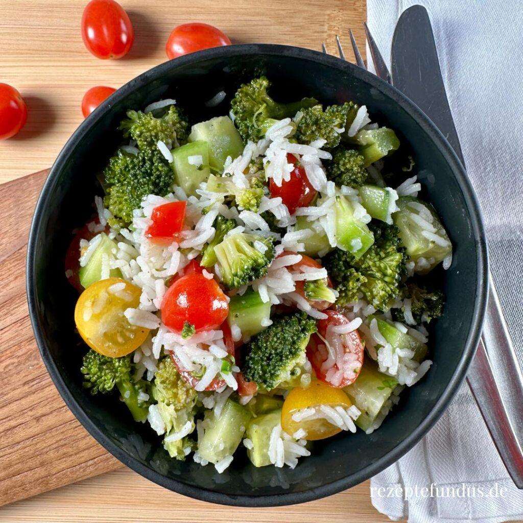 Reissalat mit Brokkoli - Rezeptefundus